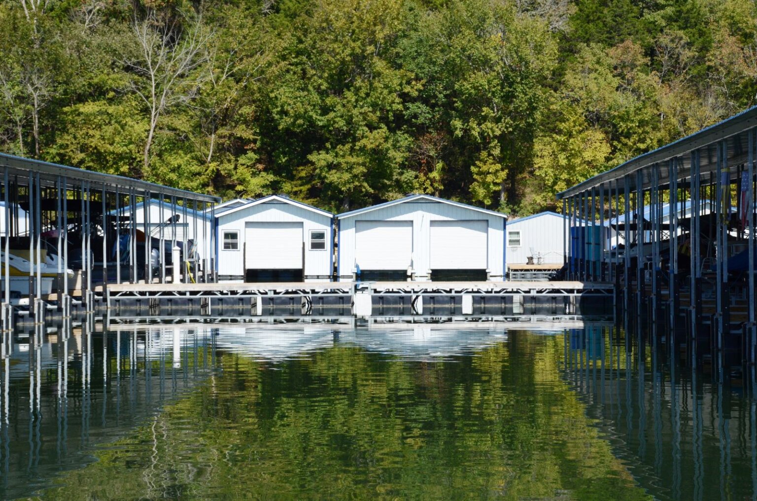Yearly Slips, Boat Slip Rental, Transient Slips | Hurricane Marina